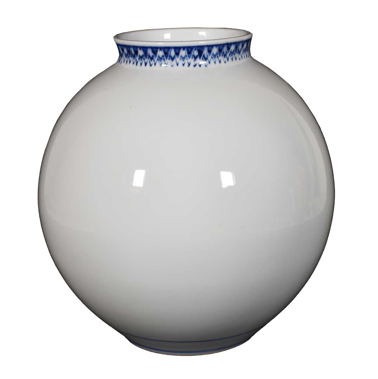 Nabeshima flower vase – Miyabi Antiques